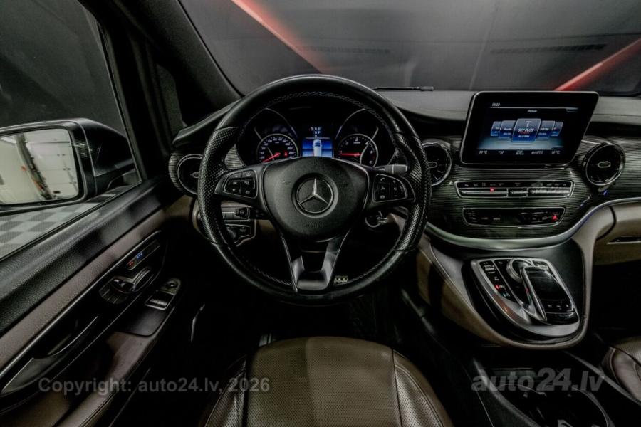 Grey Mercedes-Benz V-Class 2019 in Parnu, with an engine capacity of 2.00 L and mileage of 147 thousand km for 45900 €, photo 18 on AUTOMOTO.COM.LV