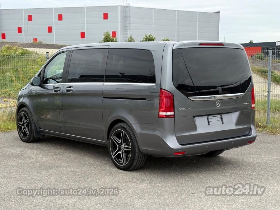 Grey Mercedes-Benz V-Class 2019 in Tallinn, with an engine capacity of 2.00 L and mileage of 216 thousand km for 34990 €, photo 6 on AUTOMOTO.COM.LV