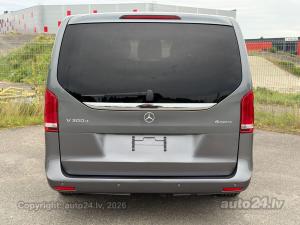 Grey Mercedes-Benz V-Class 2019 in Tallinn, with an engine capacity of 2.00 L and mileage of 216 thousand km for 34990 €, photo 7 on AUTOMOTO.COM.LV