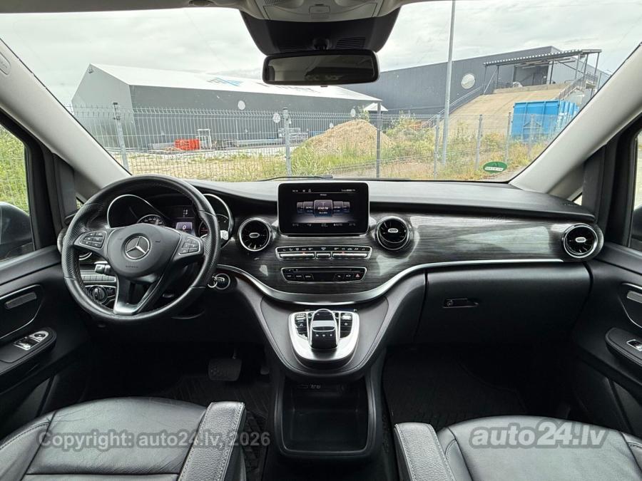 Grey Mercedes-Benz V-Class 2019 in Tallinn, with an engine capacity of 2.00 L and mileage of 216 thousand km for 34990 €, photo 10 on AUTOMOTO.COM.LV