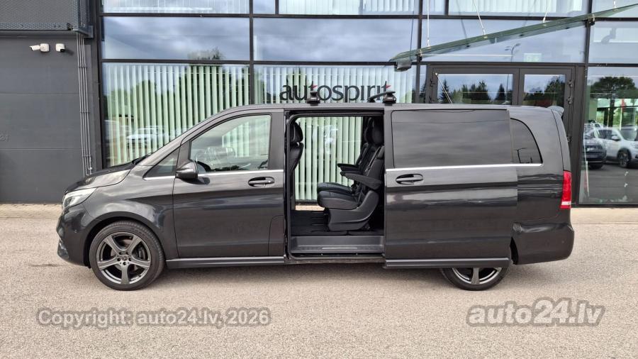 Grey Mercedes-Benz V-Class 2020 in Tartu, with an engine capacity of 2.00 L and mileage of 179 thousand km for 44990 €, photo 4 on AUTOMOTO.COM.LV
