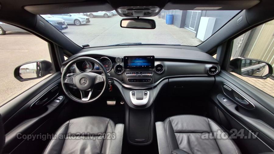 Grey Mercedes-Benz V-Class 2020 in Tartu, with an engine capacity of 2.00 L and mileage of 179 thousand km for 44990 €, photo 13 on AUTOMOTO.COM.LV