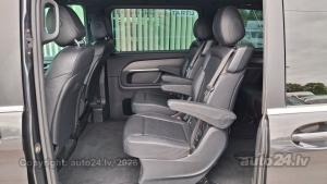 Grey Mercedes-Benz V-Class 2020 in Tartu, with an engine capacity of 2.00 L and mileage of 179 thousand km for 44990 €, photo 17 on AUTOMOTO.COM.LV