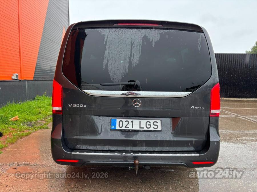 Grey Mercedes-Benz V-Class 2021 in Tallinn, with an engine capacity of 2.00 L and mileage of 200 thousand km for 43276 €, photo 8 on AUTOMOTO.COM.LV