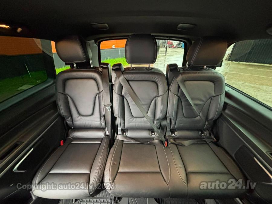 Pelēks Mercedes-Benz V-Class 2021 Tallina, ar dzinēja tilpumu 2.00 L un nobraukumu 200 tūkst. km par 43276 €, foto 21 vietnē AUTOMOTO.COM.LV