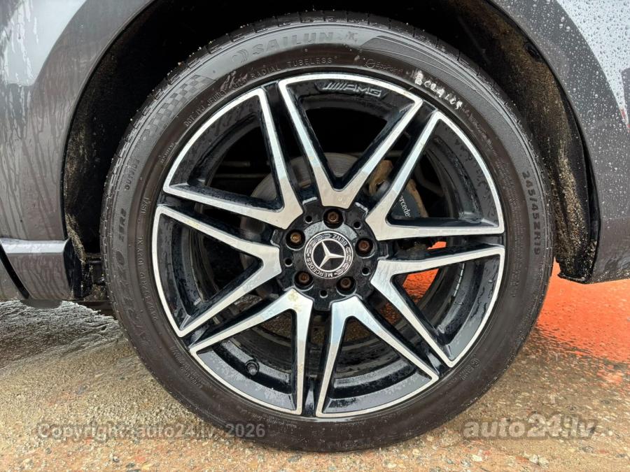 Pelēks Mercedes-Benz V-Class 2021 Tallina, ar dzinēja tilpumu 2.00 L un nobraukumu 200 tūkst. km par 43276 €, foto 23 vietnē AUTOMOTO.COM.LV