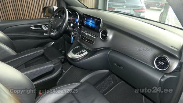 Grey Mercedes-Benz V-Class 2022 in Tallinn, with an engine capacity of 2.00 L and mileage of 165 thousand km for 50000 €, photo 11 on AUTOMOTO.COM.LV