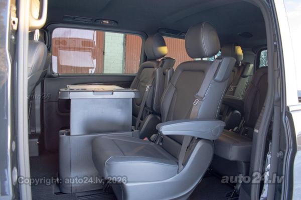 Pelēks Mercedes-Benz V-Class 2022 Tallina, ar dzinēja tilpumu 2.00 L un nobraukumu 154 tūkst. km par 59990 €, foto 4 vietnē AUTOMOTO.COM.LV