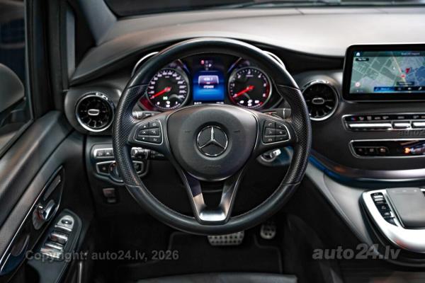 Pelēks Mercedes-Benz V-Class 2022 Tallina, ar dzinēja tilpumu 2.00 L un nobraukumu 165 tūkst. km par 52900 €, foto 11 vietnē AUTOMOTO.COM.LV