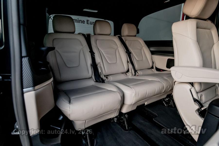Pelēks Mercedes-Benz V-Class 2022 Pērnava, ar dzinēja tilpumu 2.00 L un nobraukumu 126 tūkst. km par 56900 €, foto 20 vietnē AUTOMOTO.COM.LV
