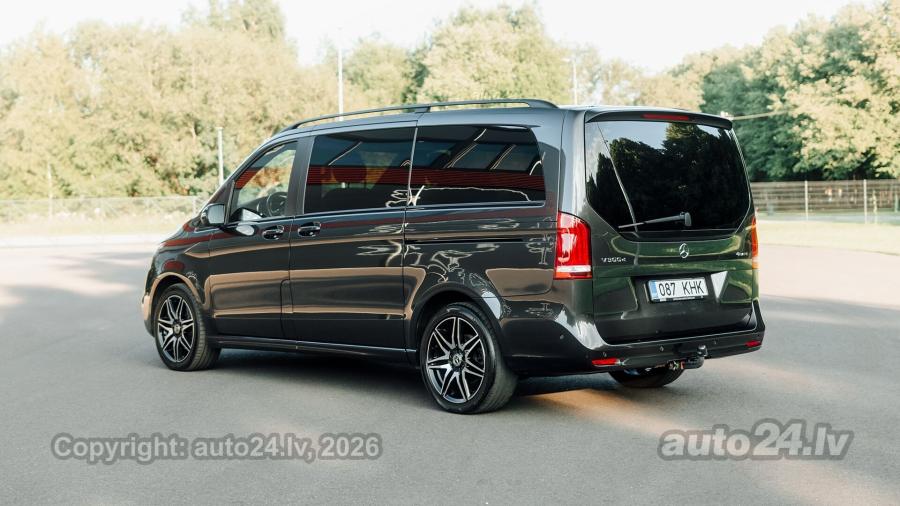 Grey Mercedes-Benz V-Class 2022 in Tallinn, with an engine capacity of 2.00 L and mileage of 151 thousand km for 63000 €, photo 7 on AUTOMOTO.COM.LV