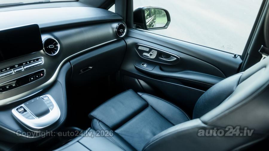 Grey Mercedes-Benz V-Class 2022 in Tallinn, with an engine capacity of 2.00 L and mileage of 151 thousand km for 63000 €, photo 11 on AUTOMOTO.COM.LV