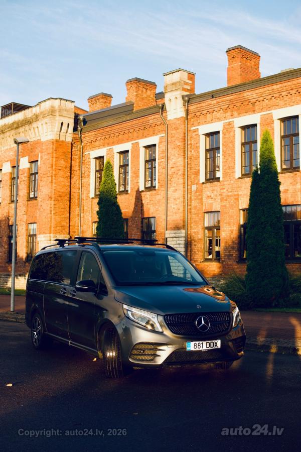 Grey Mercedes-Benz V-Class 2022 in Tallinn, with an engine capacity of 2.00 L and mileage of 93 thousand km for 60000 €, photo 2 on AUTOMOTO.COM.LV
