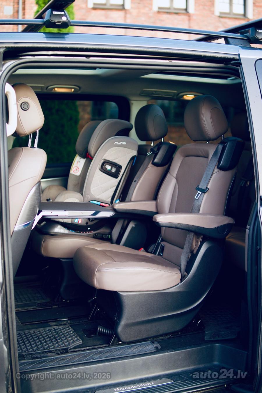 Grey Mercedes-Benz V-Class 2022 in Tallinn, with an engine capacity of 2.00 L and mileage of 93 thousand km for 60000 €, photo 12 on AUTOMOTO.COM.LV