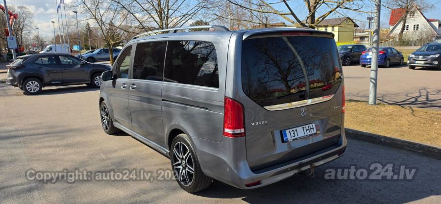 Grey Mercedes-Benz V-Class 2023 in Tallinn, with an engine capacity of 2.00 L and mileage of 110 thousand km for 65000 €, photo 4 on AUTOMOTO.COM.LV