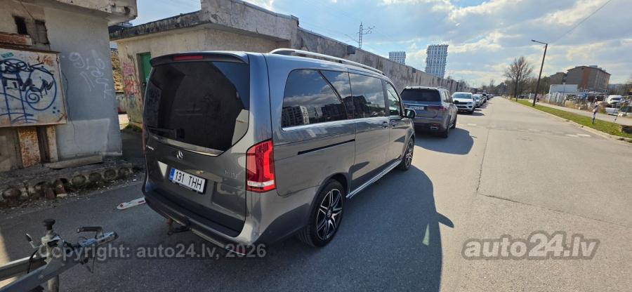 Grey Mercedes-Benz V-Class 2023 in Tallinn, with an engine capacity of 2.00 L and mileage of 110 thousand km for 65000 €, photo 8 on AUTOMOTO.COM.LV