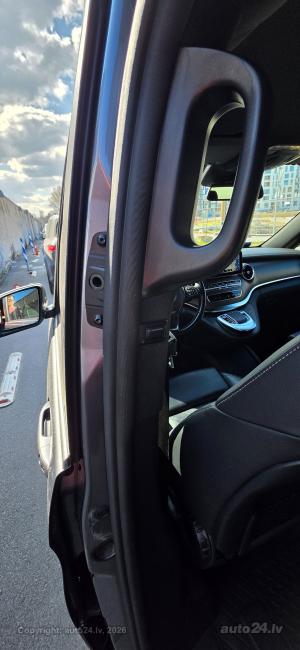 Grey Mercedes-Benz V-Class 2023 in Tallinn, with an engine capacity of 2.00 L and mileage of 110 thousand km for 65000 €, photo 11 on AUTOMOTO.COM.LV