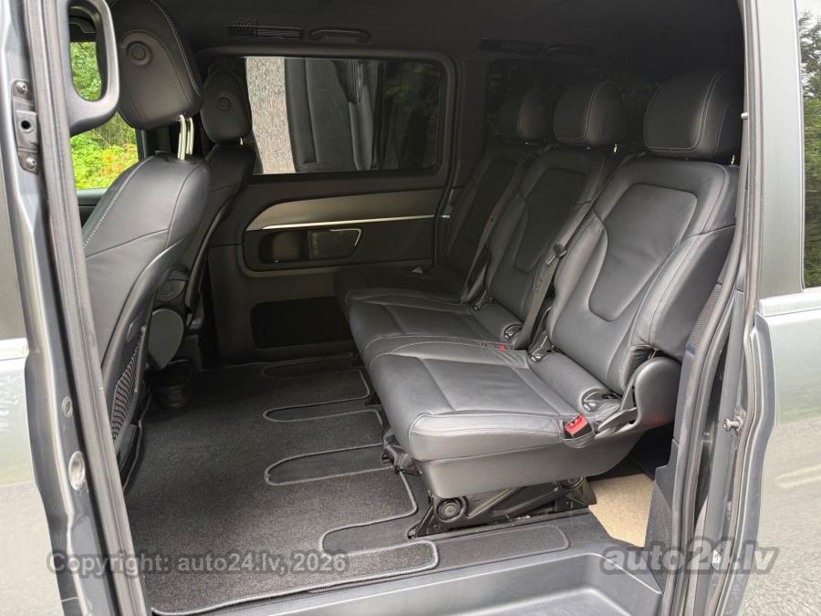 Grey Mercedes-Benz V-Class 2023 in Rapla, with an engine capacity of 2.00 L and mileage of 71 thousand km for 71900 €, photo 11 on AUTOMOTO.COM.LV