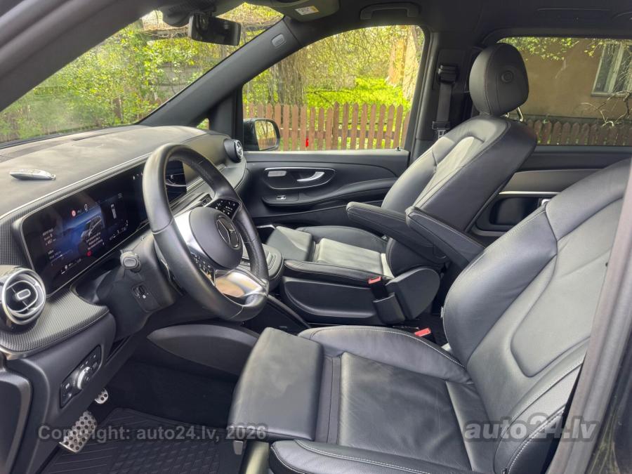 Pelēks Mercedes-Benz V-Class 2024 Tartu, ar dzinēja tilpumu 2.00 L un nobraukumu 31 tūkst. km par 86500 €, foto 13 vietnē AUTOMOTO.COM.LV