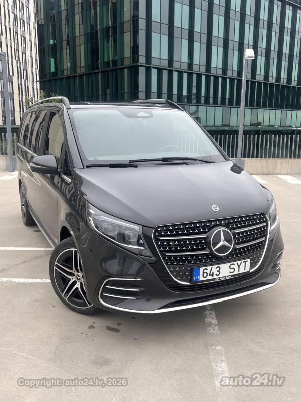 Pelēks Mercedes-Benz V-Class 2024 Tallina, ar dzinēja tilpumu 2.00 L un nobraukumu 75 tūkst. km par 76990 €, foto 1 vietnē AUTOMOTO.COM.LV