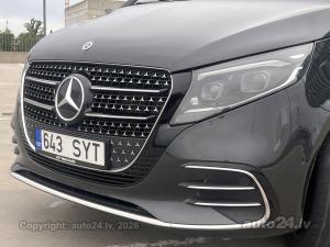 Pelēks Mercedes-Benz V-Class 2024 Tallina, ar dzinēja tilpumu 2.00 L un nobraukumu 75 tūkst. km par 76990 €, foto 11 vietnē AUTOMOTO.COM.LV