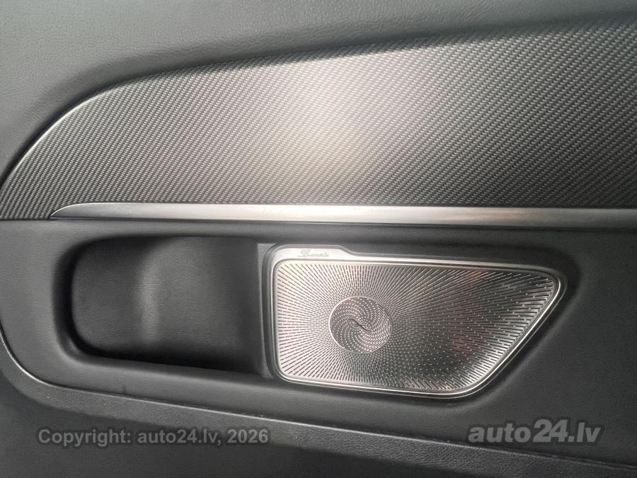 Pelēks Mercedes-Benz V-Class 2024 Tallina, ar dzinēja tilpumu 2.00 L un nobraukumu 75 tūkst. km par 76990 €, foto 19 vietnē AUTOMOTO.COM.LV