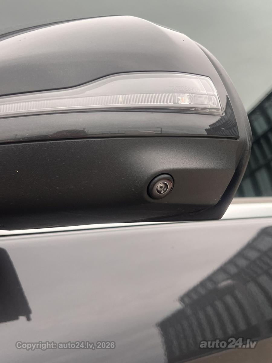 Pelēks Mercedes-Benz V-Class 2024 Tallina, ar dzinēja tilpumu 2.00 L un nobraukumu 75 tūkst. km par 76990 €, foto 25 vietnē AUTOMOTO.COM.LV