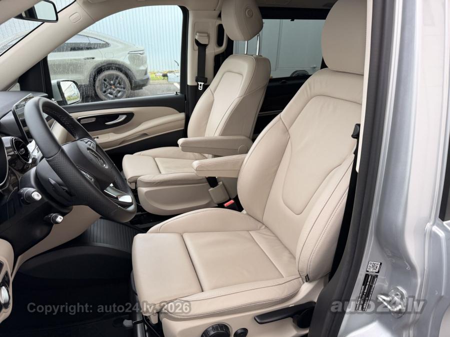 Pelēks Mercedes-Benz V-Class 2024 Tallina, ar dzinēja tilpumu 2.00 L un nobraukumu 27 tūkst. km par 83080 €, foto 9 vietnē AUTOMOTO.COM.LV