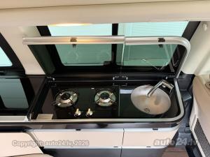 Pelēks Mercedes-Benz V-Class 2024 Tallina, ar dzinēja tilpumu 2.00 L un nobraukumu 27 tūkst. km par 83080 €, foto 13 vietnē AUTOMOTO.COM.LV