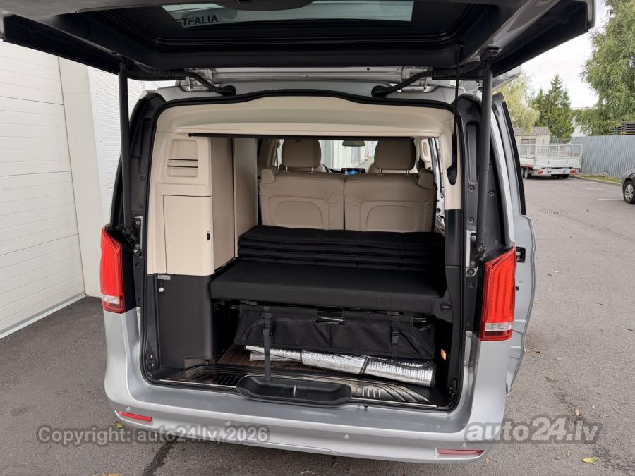 Pelēks Mercedes-Benz V-Class 2024 Tallina, ar dzinēja tilpumu 2.00 L un nobraukumu 27 tūkst. km par 83080 €, foto 14 vietnē AUTOMOTO.COM.LV