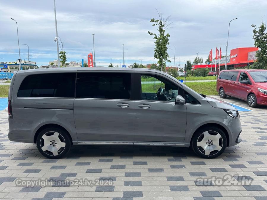 Pelēks Mercedes-Benz V-Class 2025 Tallina, ar dzinēja tilpumu 2.00 L un nobraukumu 15 tūkst. km par 104900 €, foto 4 vietnē AUTOMOTO.COM.LV