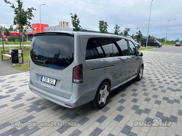 Pelēks Mercedes-Benz V-Class 2025 Tallina, ar dzinēja tilpumu 2.00 L un nobraukumu 15 tūkst. km par 104900 €, foto 4 vietnē AUTOMOTO.COM.LV