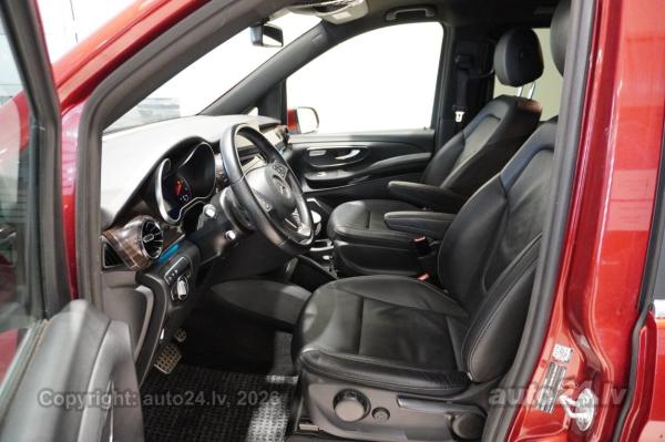 Sarkans Mercedes-Benz V-Class 2021 Tallina, ar dzinēja tilpumu 2.00 L un nobraukumu 160 tūkst. km par 43000 €, foto 11 vietnē AUTOMOTO.COM.LV