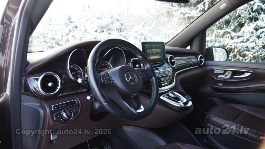 Mercedes-Benz V-Class 2014 in Tartu, with an engine capacity of 2.10 L and mileage of 210 thousand km for 28500 €, photo 10 on AUTOMOTO.COM.LV