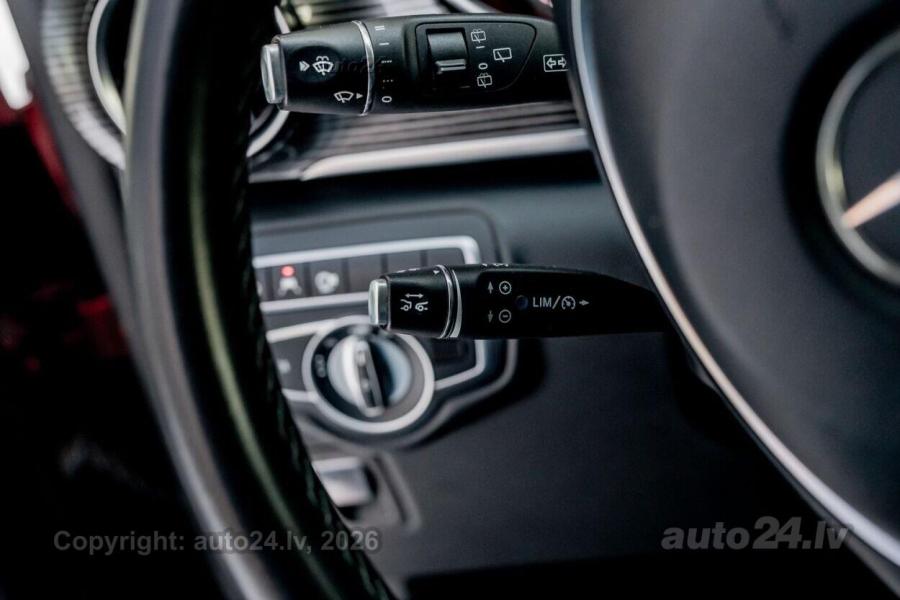 Mercedes-Benz V-Class 2019 Pērnava, ar dzinēja tilpumu 2.00 L un nobraukumu 201 tūkst. km par 38990 €, foto 23 vietnē AUTOMOTO.COM.LV