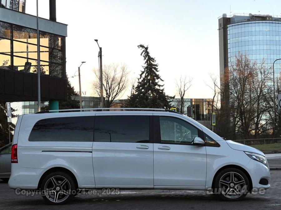 Balts Mercedes-Benz V-Class 2015 Tartu, ar dzinēja tilpumu 2.10 L un nobraukumu 200 tūkst. km par 29900 €, foto 4 vietnē AUTOMOTO.COM.LV