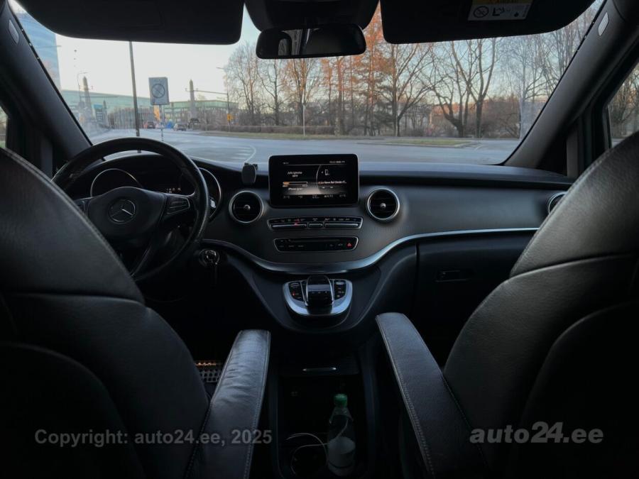 Balts Mercedes-Benz V-Class 2015 Tartu, ar dzinēja tilpumu 2.10 L un nobraukumu 200 tūkst. km par 29900 €, foto 9 vietnē AUTOMOTO.COM.LV