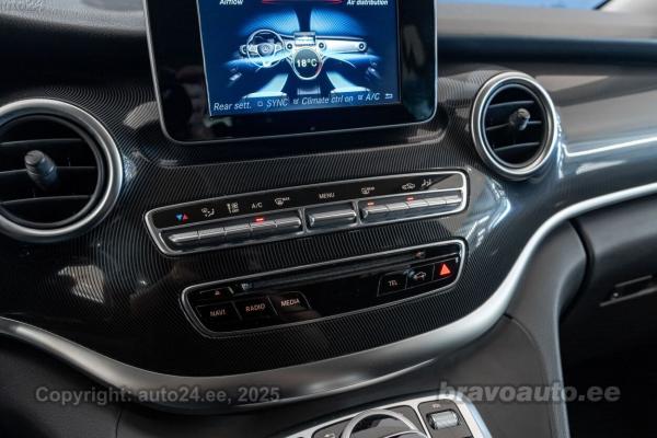 Balts Mercedes-Benz V-Class 2016 Tallina, ar dzinēja tilpumu 2.10 L un nobraukumu 142 tūkst. km par 26990 €, foto 11 vietnē AUTOMOTO.COM.LV