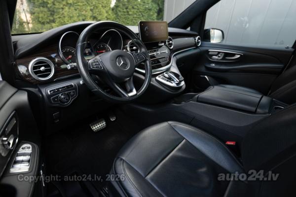 White Mercedes-Benz V-Class 2016 in Tallinn, with an engine capacity of 2.10 L and mileage of 177 thousand km for 39900 €, photo 7 on AUTOMOTO.COM.LV