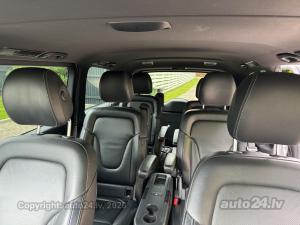 White Mercedes-Benz V-Class 2017 in Tallinn, with an engine capacity of 2.10 L and mileage of 154 thousand km for 39000 €, photo 8 on AUTOMOTO.COM.LV