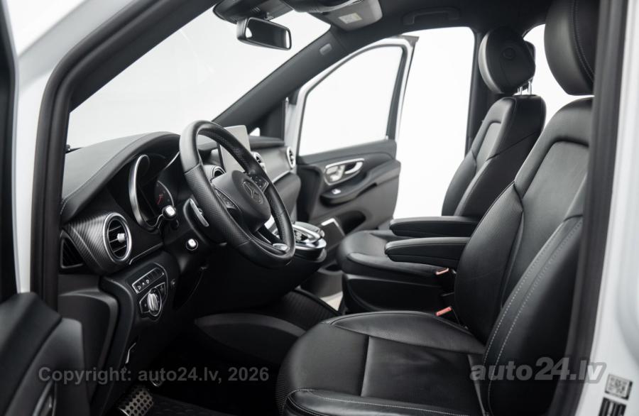 Balts Mercedes-Benz V-Class 2017 Tallina, ar dzinēja tilpumu 2.10 L un nobraukumu 154 tūkst. km par 35999 €, foto 8 vietnē AUTOMOTO.COM.LV