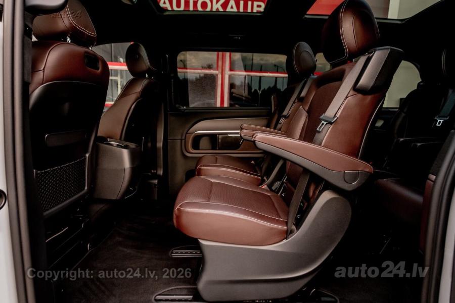 White Mercedes-Benz V-Class 2017 in Parnu, with an engine capacity of 2.10 L and mileage of 133 thousand km for 41900 €, photo 17 on AUTOMOTO.COM.LV