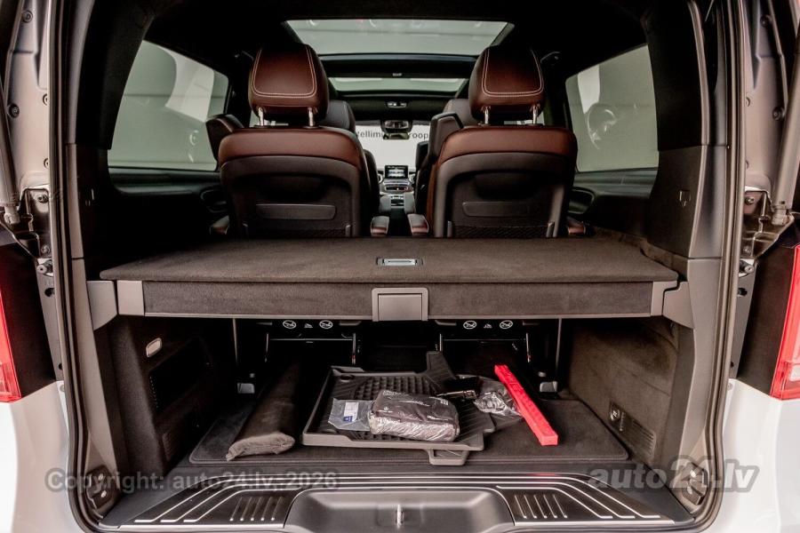 White Mercedes-Benz V-Class 2017 in Parnu, with an engine capacity of 2.10 L and mileage of 133 thousand km for 41900 €, photo 23 on AUTOMOTO.COM.LV