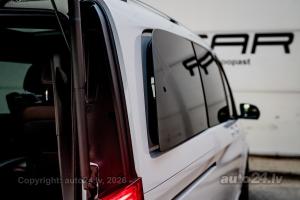 White Mercedes-Benz V-Class 2017 in Parnu, with an engine capacity of 2.10 L and mileage of 133 thousand km for 41900 €, photo 25 on AUTOMOTO.COM.LV