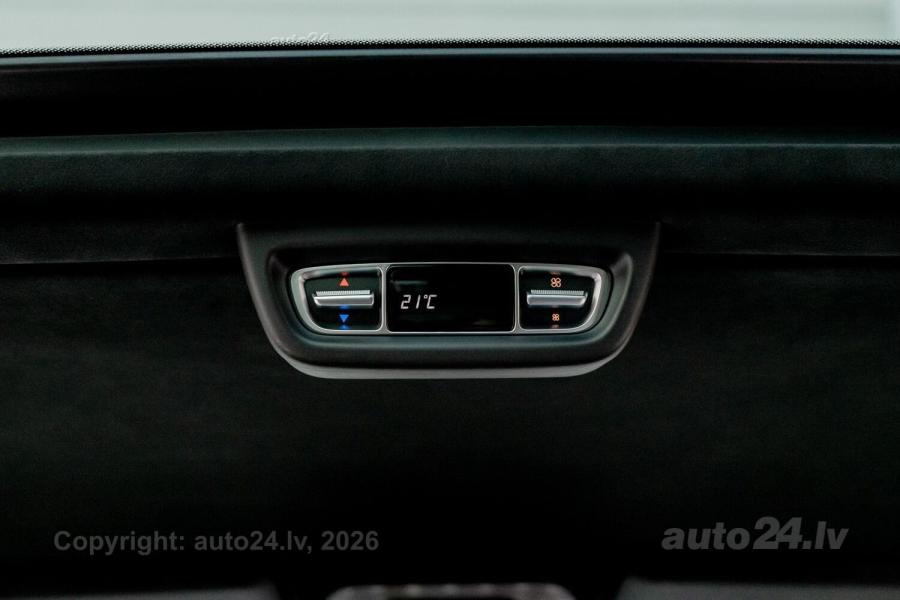 White Mercedes-Benz V-Class 2017 in Parnu, with an engine capacity of 2.10 L and mileage of 133 thousand km for 41900 €, photo 27 on AUTOMOTO.COM.LV