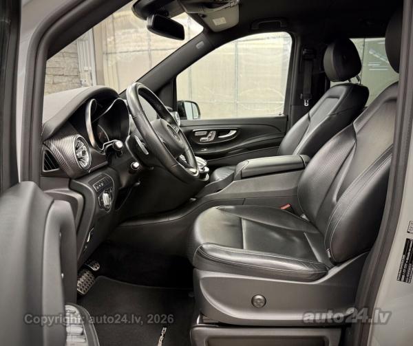 White Mercedes-Benz V-Class 2018 in Tallinn, with an engine capacity of 2.10 L and mileage of 107 thousand km for 49990 €, photo 7 on AUTOMOTO.COM.LV