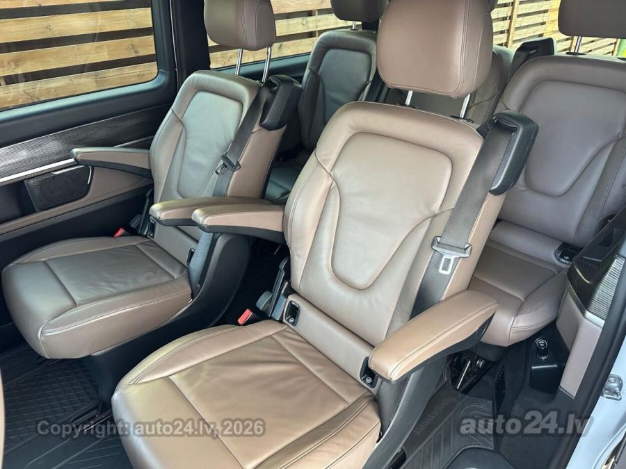 Balts Mercedes-Benz V-Class 2019 Tallina, ar dzinēja tilpumu 2.00 L un nobraukumu 222 tūkst. km par 44900 €, foto 15 vietnē AUTOMOTO.COM.LV