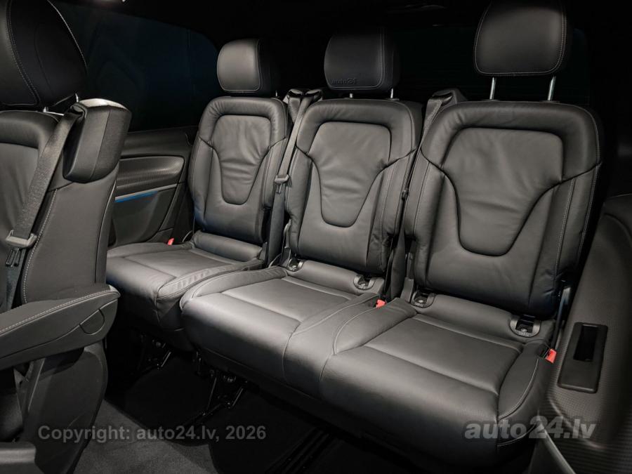 White Mercedes-Benz V-Class 2021 in Tallinn, with an engine capacity of 2.00 L and mileage of 200 thousand km for 43900 €, photo 10 on AUTOMOTO.COM.LV