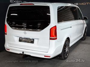 White Mercedes-Benz V-Class 2021 in Tallinn, with an engine capacity of 2.00 L and mileage of 200 thousand km for 43900 €, photo 15 on AUTOMOTO.COM.LV