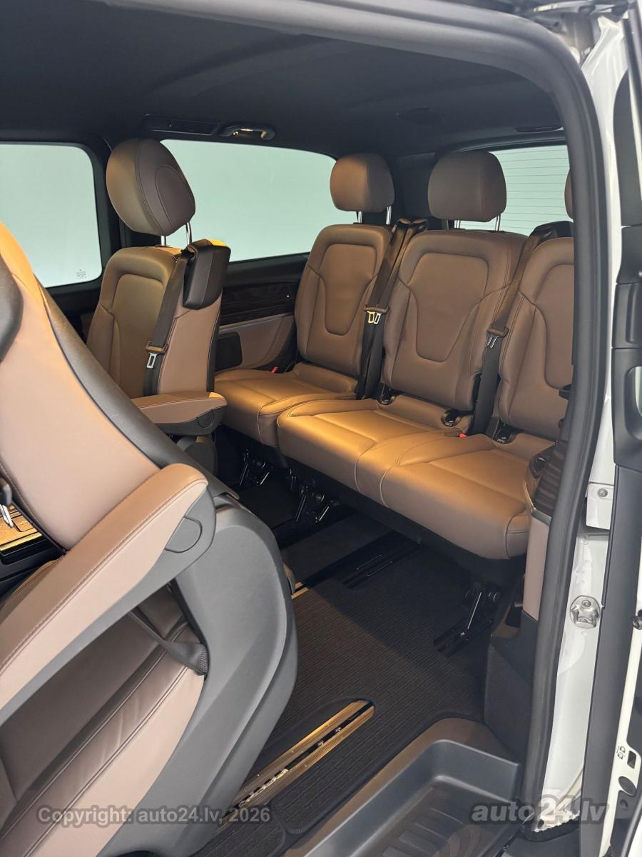 Balts Mercedes-Benz V-Class 2022 Tallina, ar dzinēja tilpumu 2.00 L un nobraukumu 162 tūkst. km par 52900 €, foto 13 vietnē AUTOMOTO.COM.LV